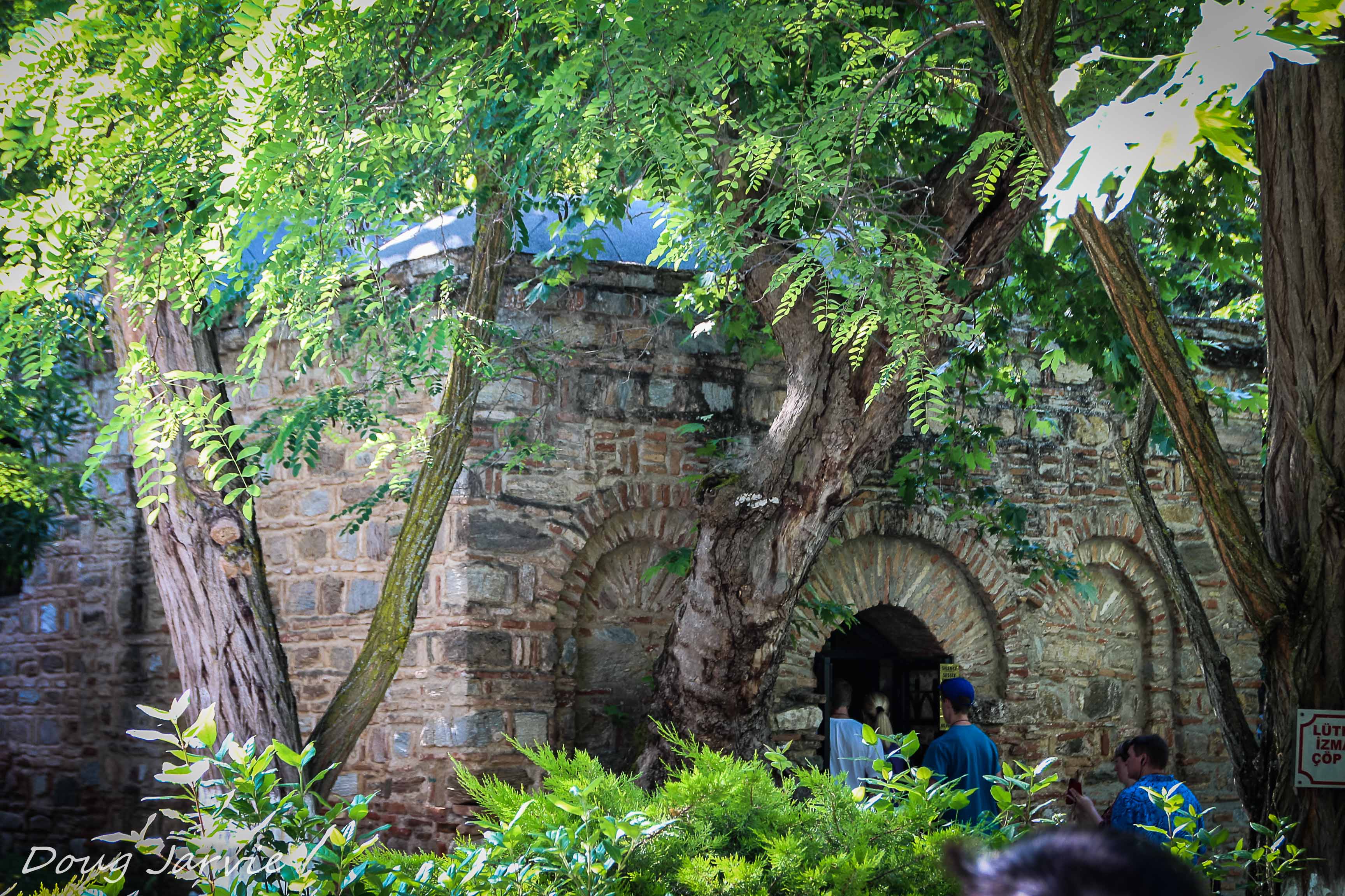 Virgin Mary Shrine – Where do you want to go today?